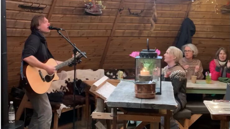 Afterski at Crowded House – Åre Sweden